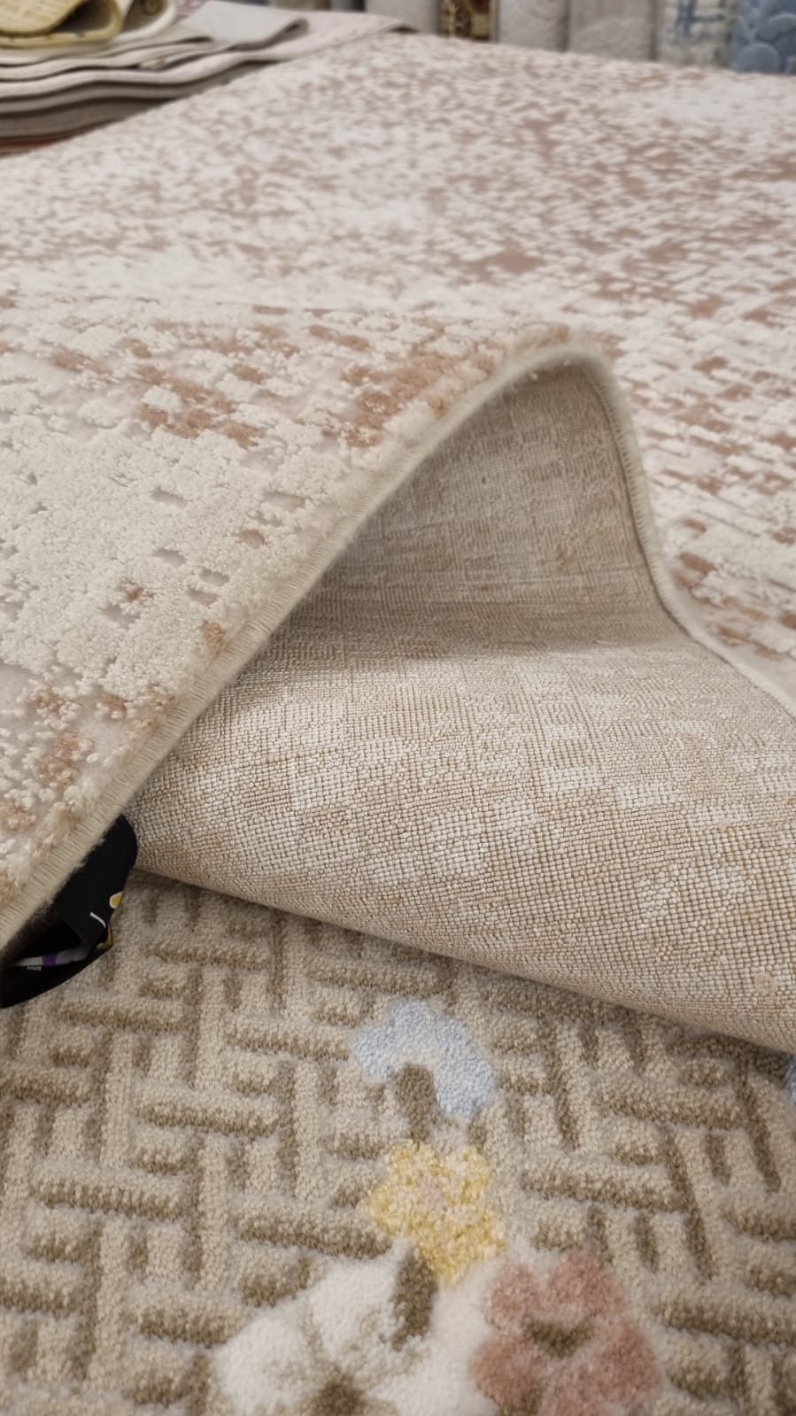 Akrilik Halı Modelleri ve İndirimli Fiyatlar - Dekhera